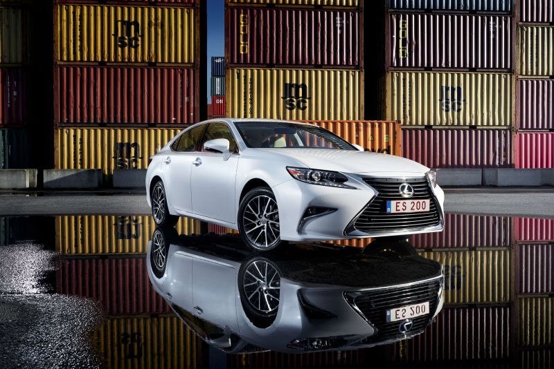 Lexus ES VI (XV60) (facelift 2015) 200 (150 Hp) Automatic